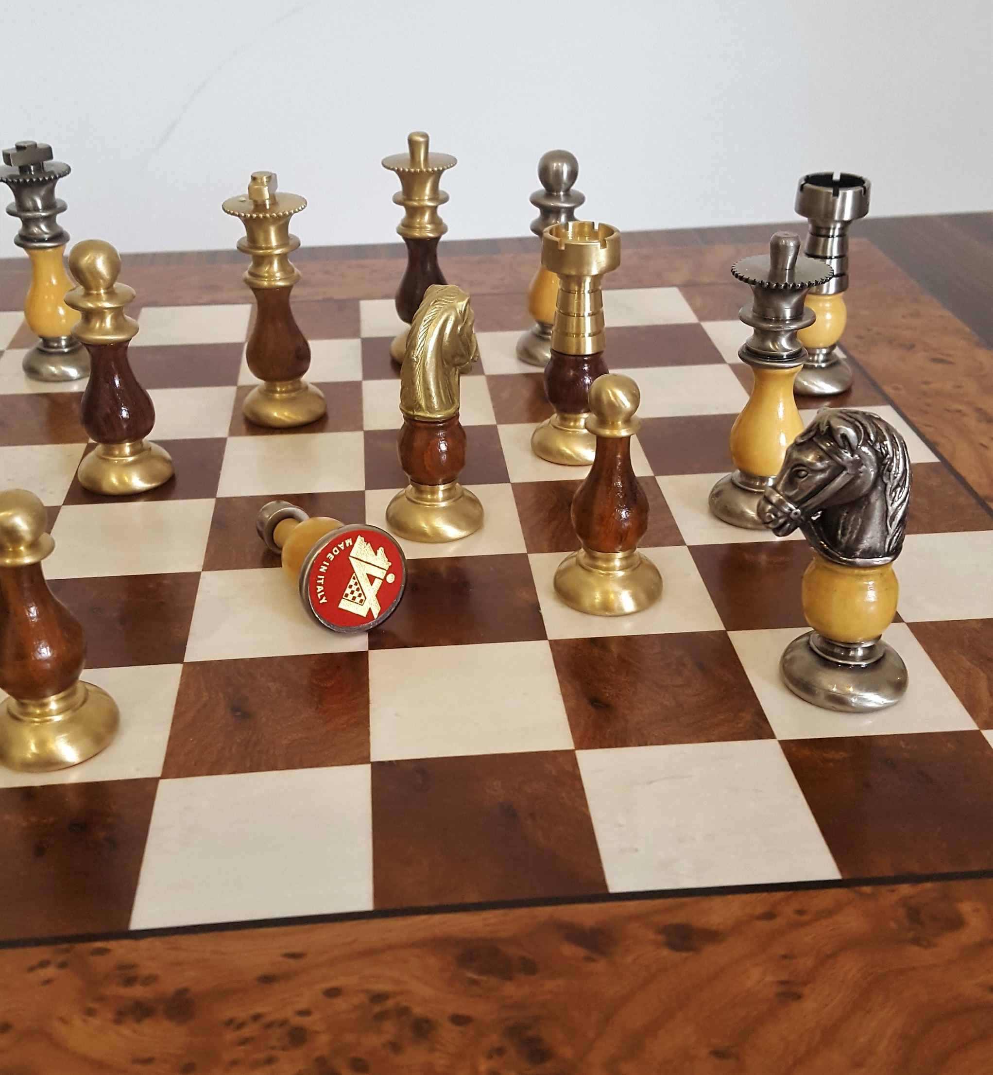 komplety szachowe na prezent